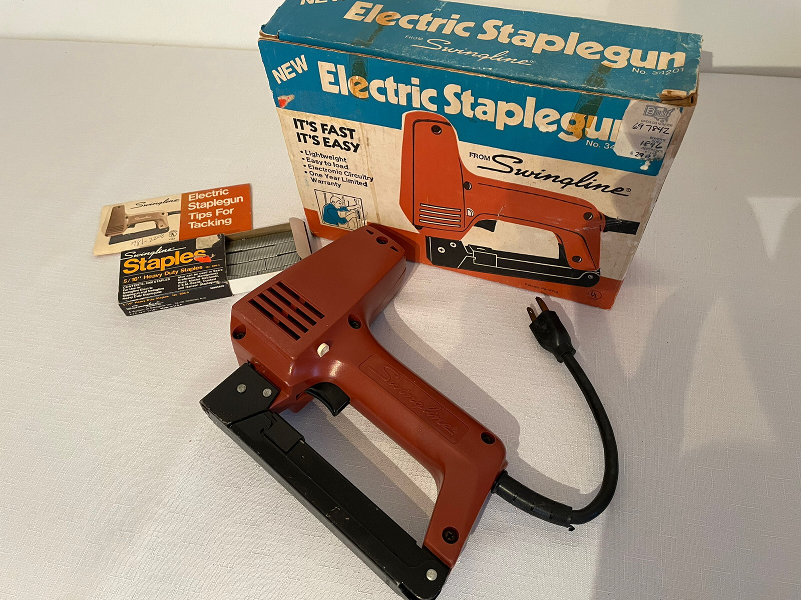 Vintage SWINGLINE ELECTRIC STAPLE GUN Corded Model 34201 Made in USA W ...