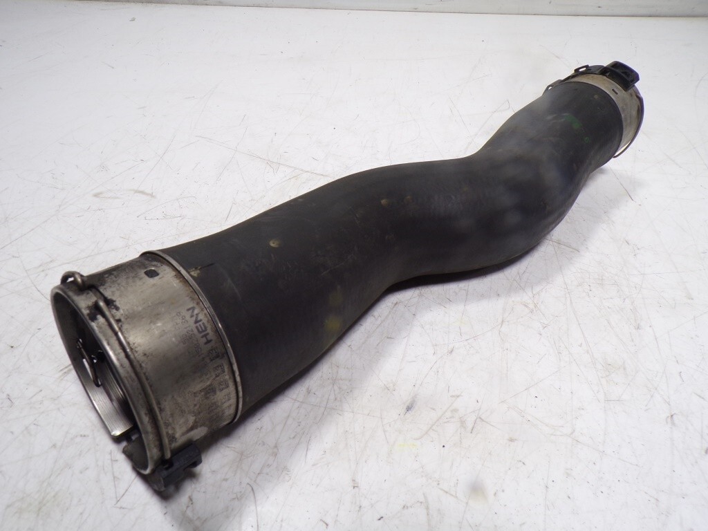 11617810614 TUYAU DE REFROIDISSEUR INTERMEDIAIRE INTERCOOLER POUR BMW ...