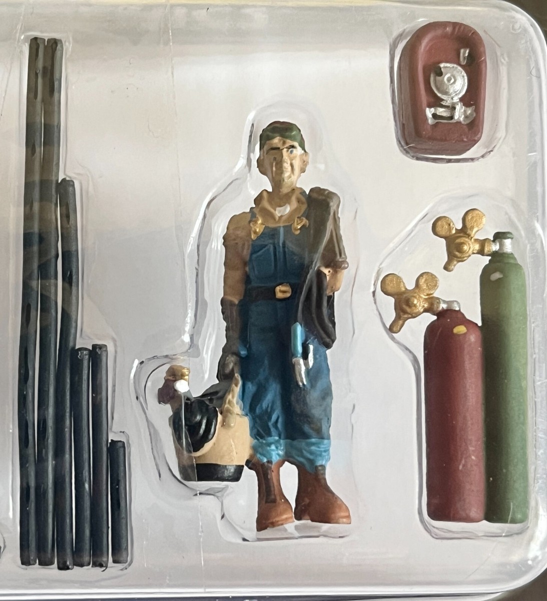 O Scale Railroad Figures