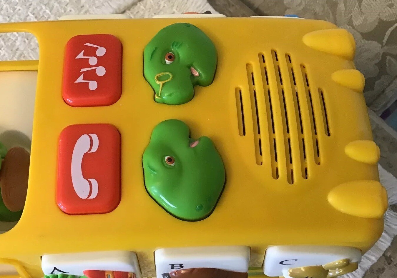 Franklin the Turtle Electronic Talking School Bus Play and Learn Wheels ...