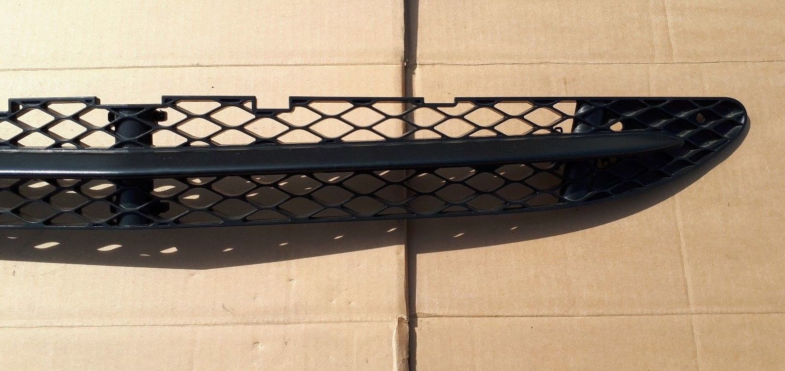 New Genuine MERCEDES BENZ W221 S CLASS Front Bumper Lower Grill ...