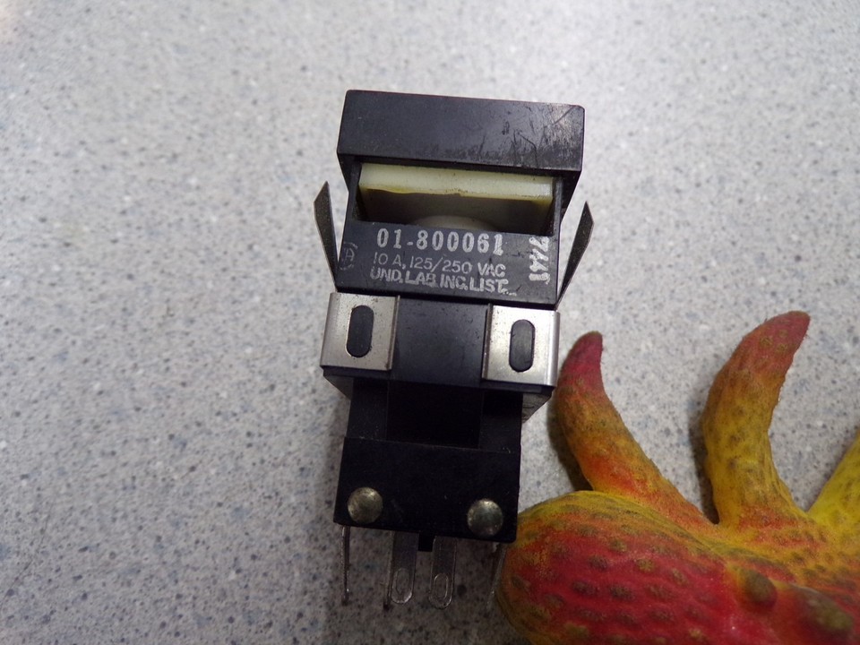 LICON Switch 01-800061 10A 125/250VAC Patient Triggered *FREE SHIPPING ...