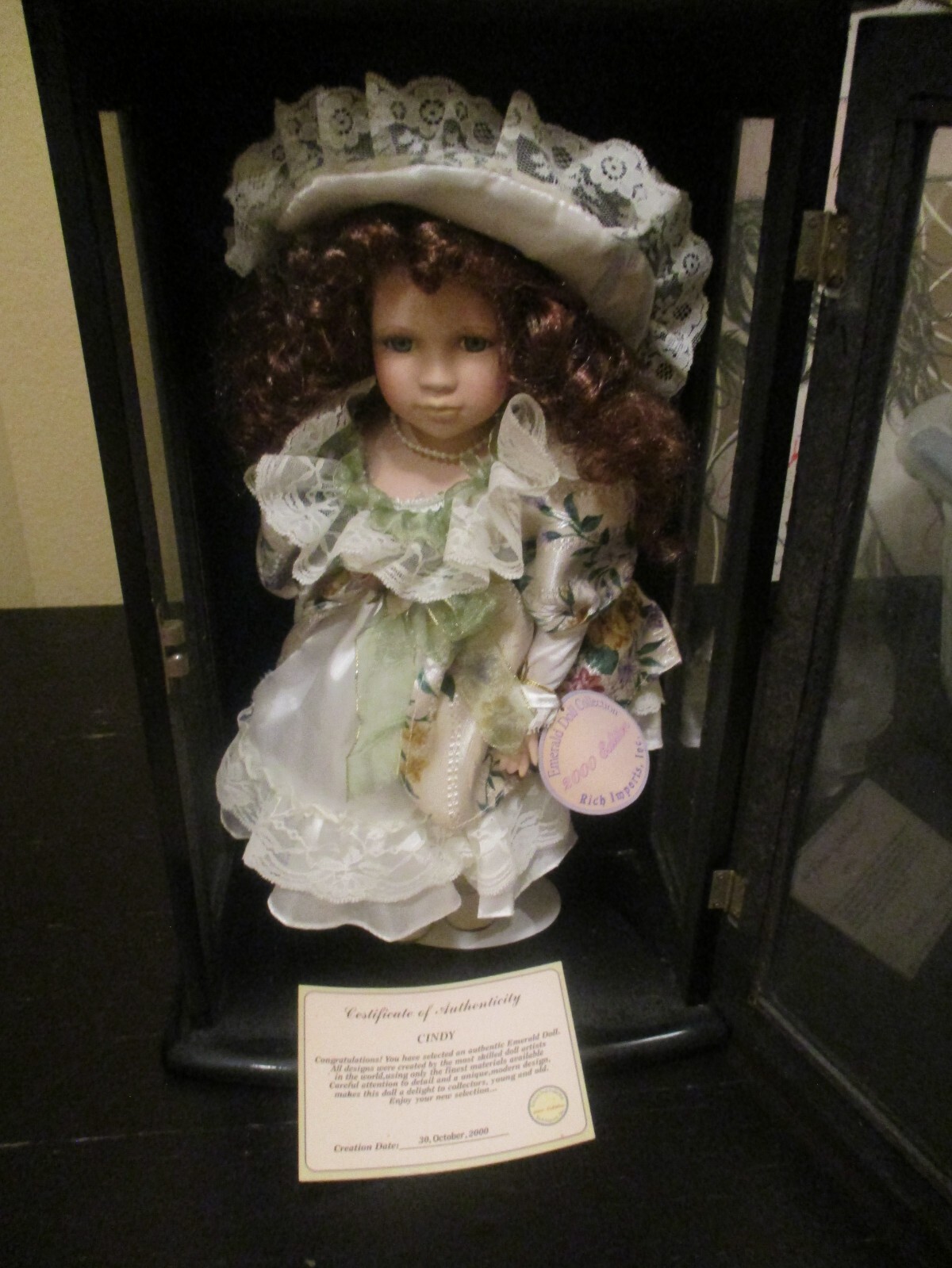 EMERALD DOLL COLLECTION 2000 EDITION IN WOOD CASE | eBay