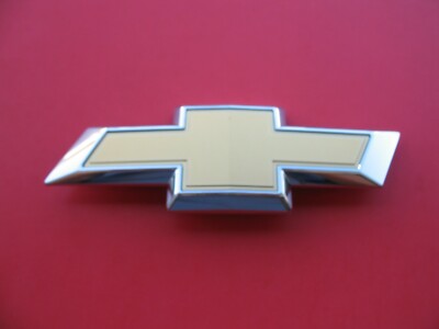 18 19 CHEVROLET TRAVERSE REAR TRUNK LID EMBLEM LOGO BADGE SIGN SYMBOL ...