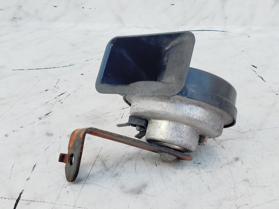 76-86 CJ 87-93 YJ Jeep Wrangler OEM Under Hood HORN 0055306 FIAMM | eBay