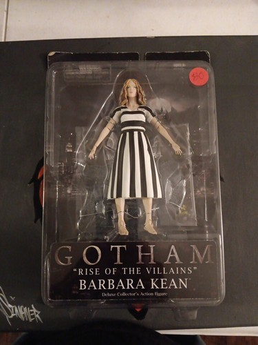DC Comics “Gotham” TV Series Diamond Select Action Figure - Barbara ...