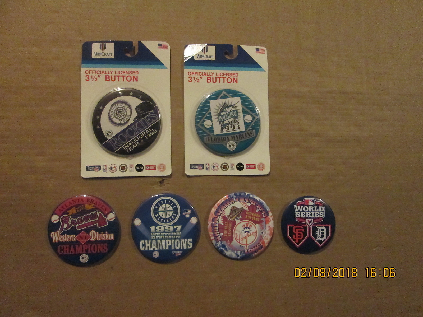 MLB Lot of 6 Assorted 1992 1993 1996 1997 & 2012 Baseball Logo Pinback ...