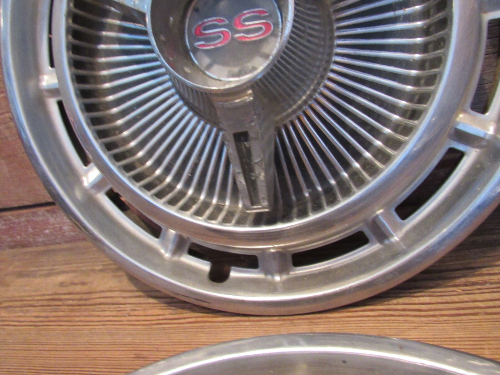 Vintage 1960's GM CHEVROLET CHEVY IMPALA SS SPINNER 14" HUBCAPS WHEEL ...