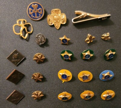 Lot Of 20+ BSA Service Year Star Pins Buttons Cubs Tie Clip Boys Scouts ...