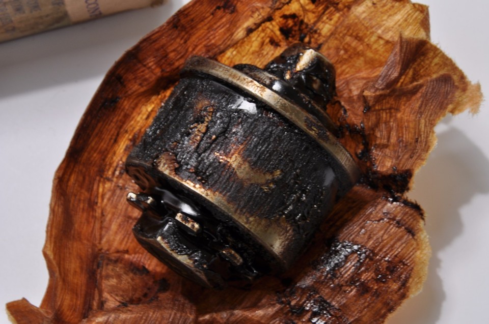 Ward LaFrance G116 heavy Wrecker Steering sector shaft bearing SET ...