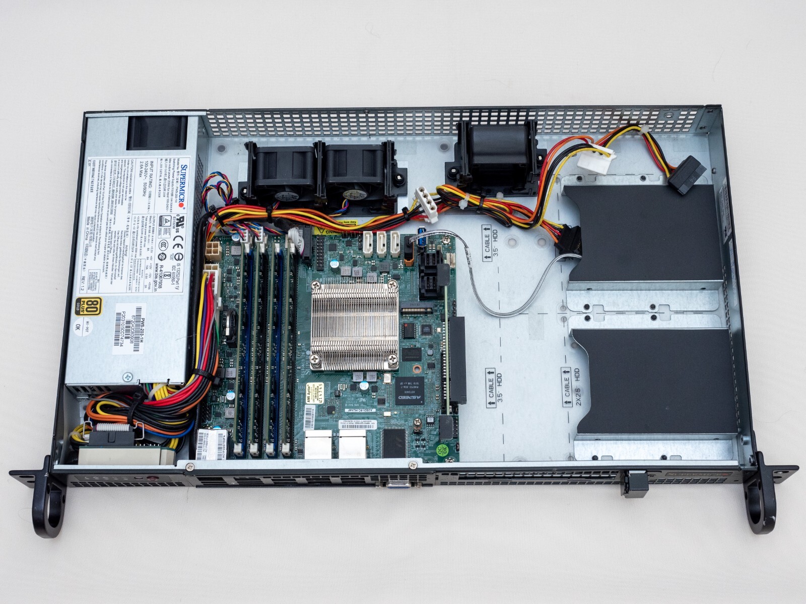 Supermicro 5019A-FTN4 Atom C3758 8-Core 1U Server A2SDi-8C-HLN4F + 16GB ...