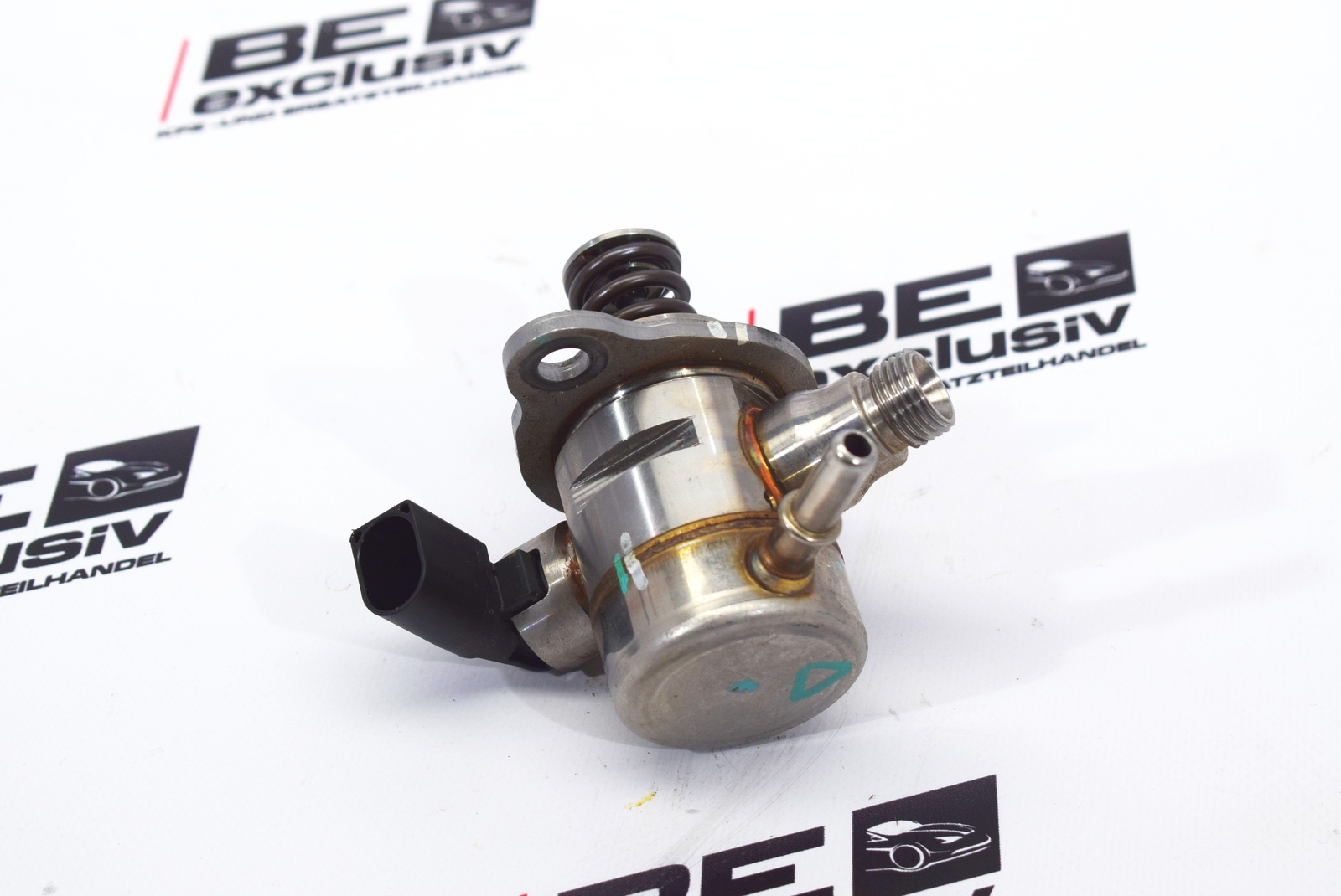 Orig. VW Tiguan II 2 AD1 Hochdruckpumpe Einspritzpumpe Pumpe Benzin ...