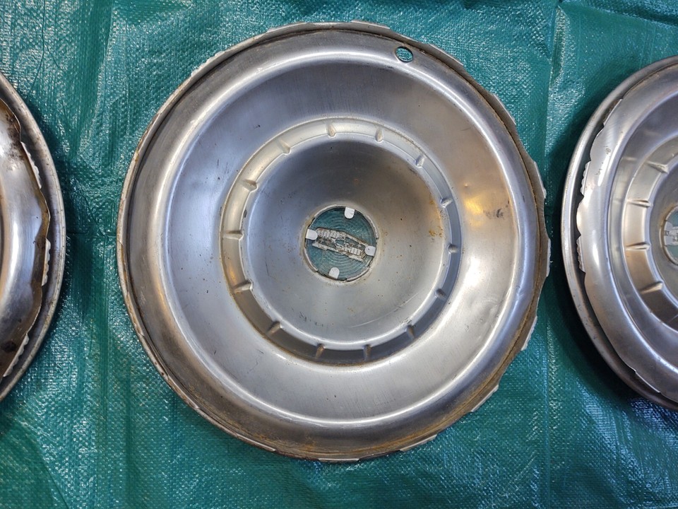 GM OEM 53 1953 1954 54 CHEVY ACCESSORY HUBCAP 15 Wheel Cover Hub Caps ...