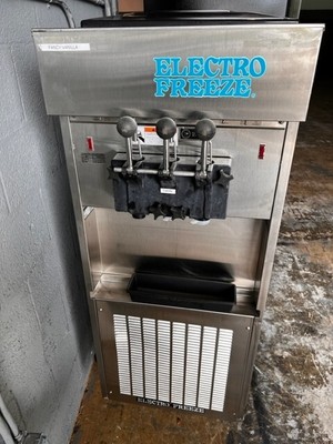 Electro Freeze Soft Serve Ice Cream Machine SL500-132 3PH Water Cooled ...