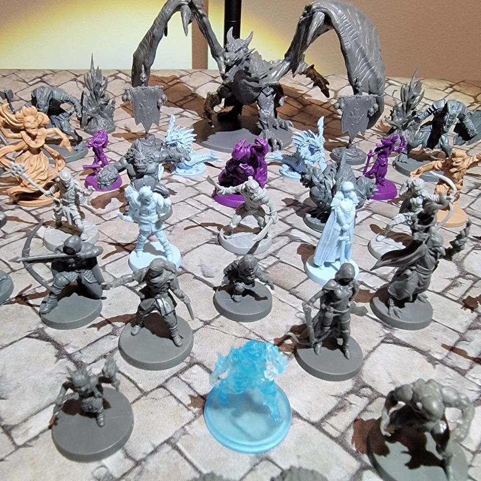Huge Lot 50 D&D Miniatures Set DND Game RPG Lich Dragon Marvelous Hero ...