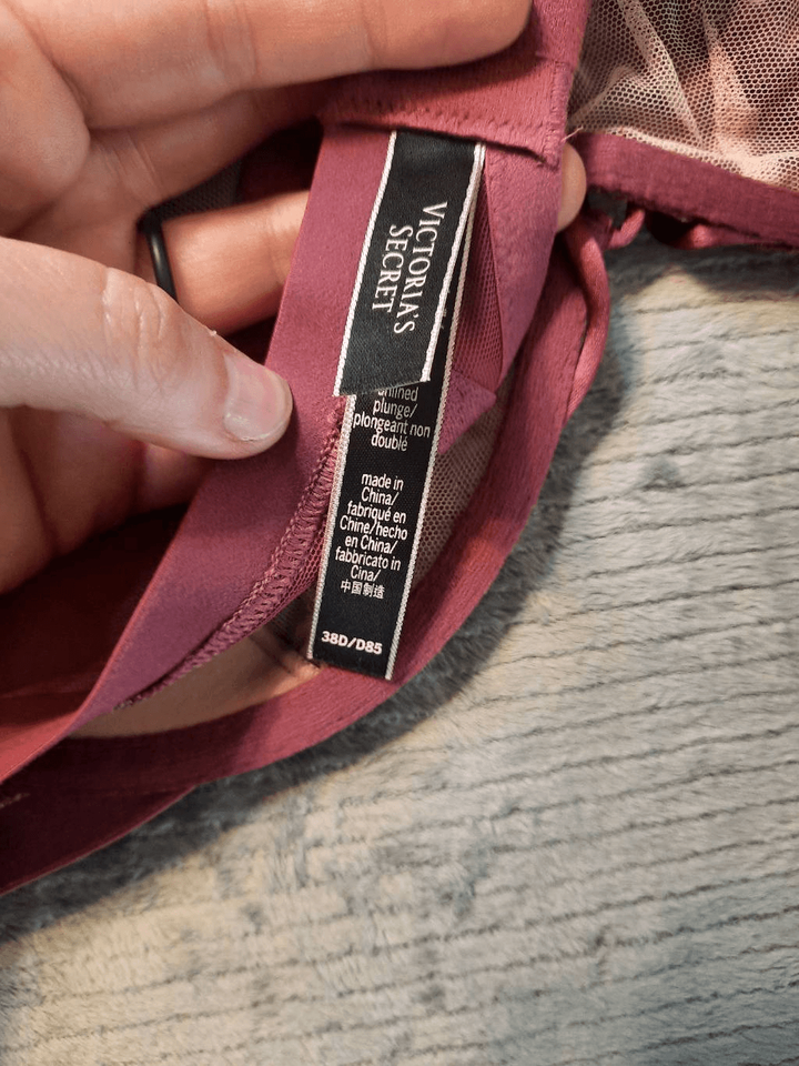Victoria's Secret size 38D Very Sexy Plunge Satin & Lace Bra 38D Dusty ...