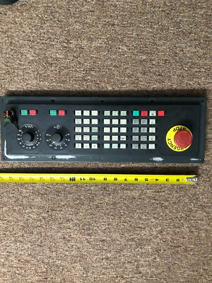 CNC HIGH SPEED MILLING MACHINE HURON HSM KX20 CONTROL KEYBOARD. SIEMENS ...