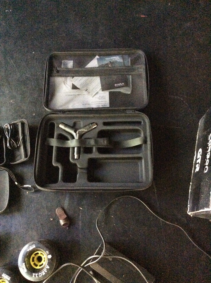 Evolve carbon GTR Electric Skateboard 2 n 1 + new battery phase remote ...