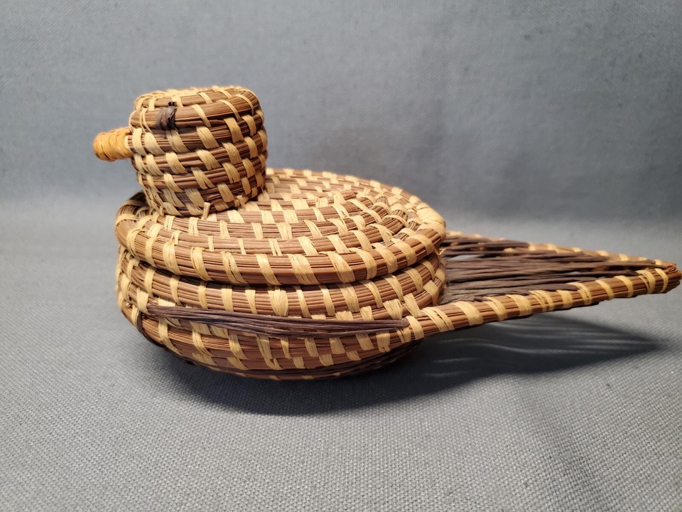 KOASATI/COUSHATTA INDIAN CRAFT PINE NEEDLE & RAFFIA DUCK TRINKET BASKET ...