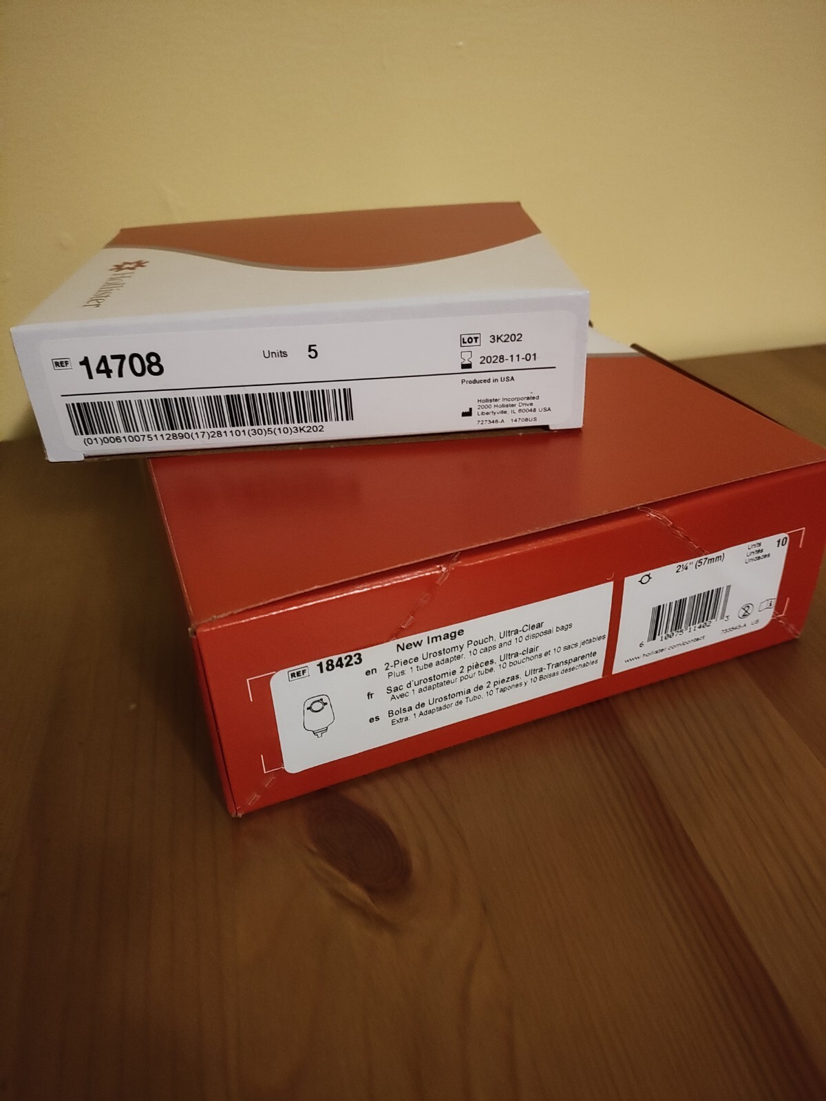 Hollister 1 box of 10 Urostomy Drainable Pouches ,w/ 2 Boxes 5 barriers ...