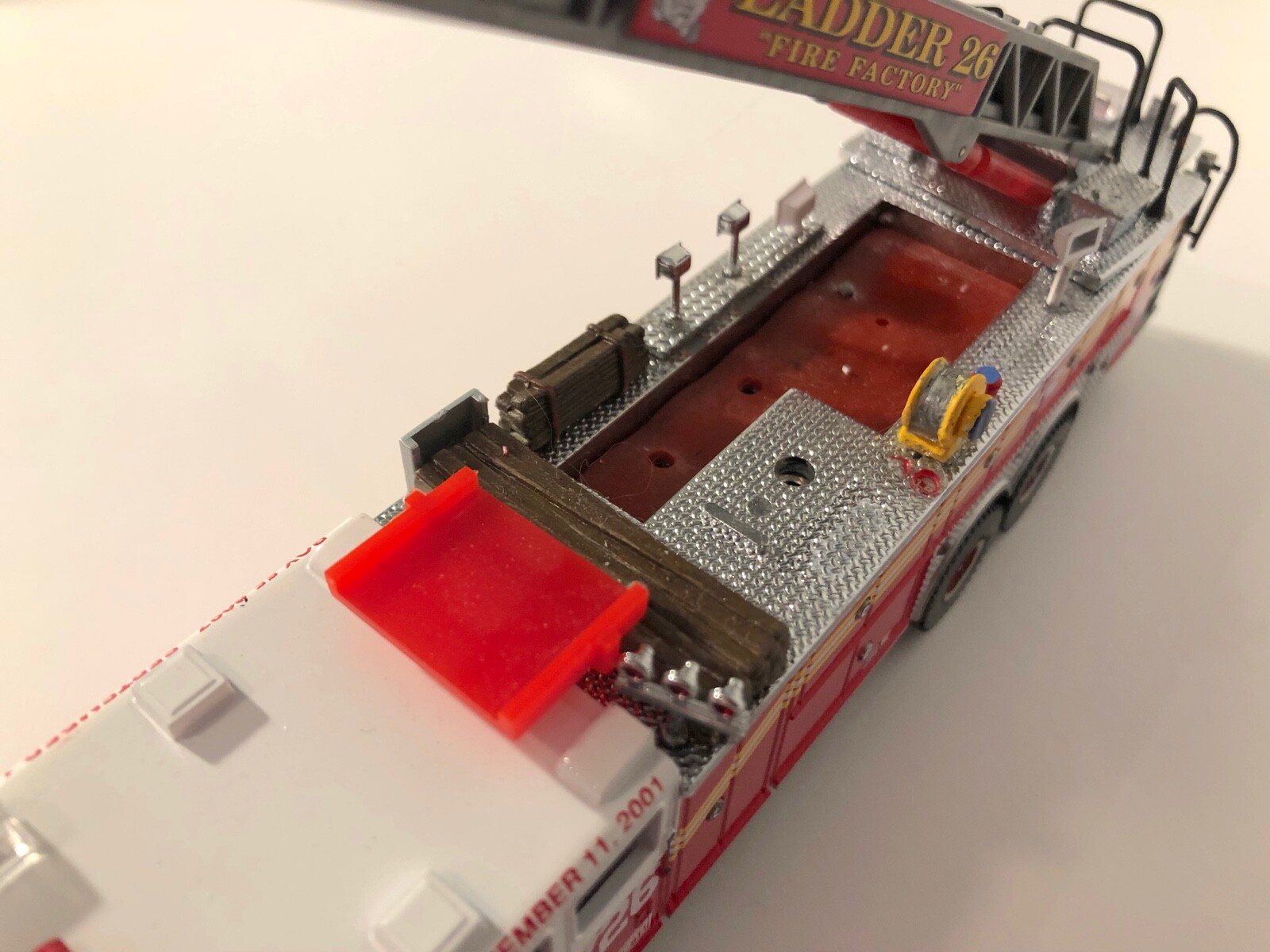 Custom Code 3 Kitbash 1/64 FDNY L26 Post 9/11 Ready Reserve 726 | eBay