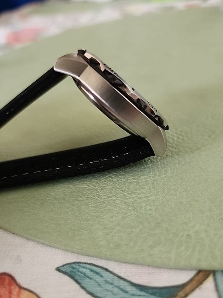 Luminox F-16 Lockheed-Martin Fighting Falcon Swiss 200m Men's Diver ...