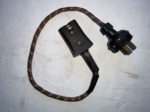 Vintage Electrical - Australian Ring Grip Cat.A.P.I. electric jug ...