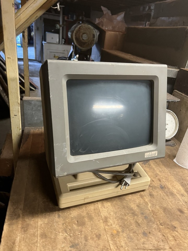 Vintage Old Rare Original Retro 1980s Oakleaf VDT-2 Computer Monitor ...