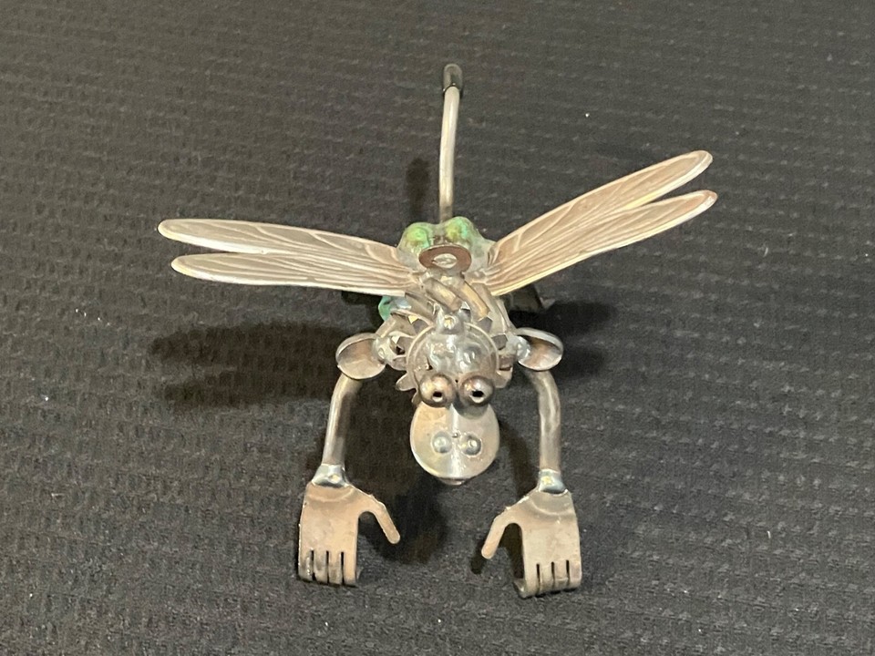 Metal Art Flying Monkey.. | eBay