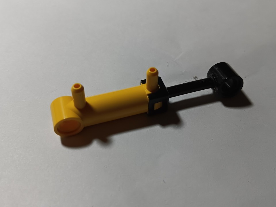 LEGO YELLOW PNEUMATIC CYLINDER SMALL 2 INLETS 32MM #X189C01 | eBay
