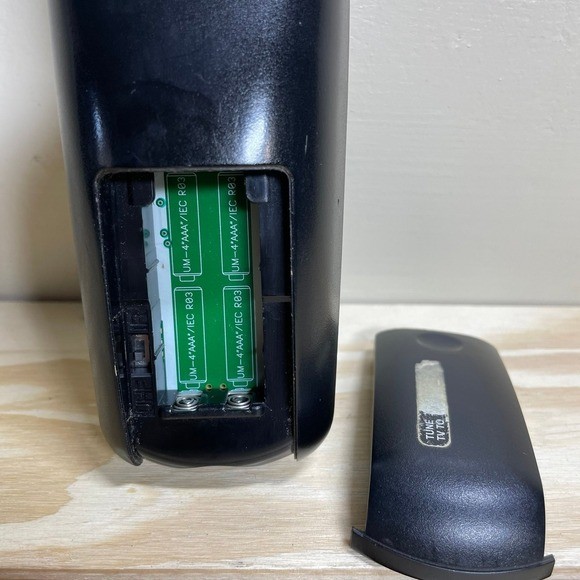 Dish Network EchoStar Remote 173954 21.0 IR/UHF PRO *TESTED* DKNFSK03 ...