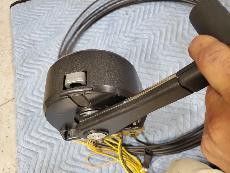 OMC Outboard, Single Lever Remote Control Box Assembly, P#5010515 | eBay