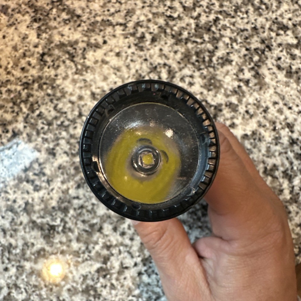SureFire 600 Lumens LED Flashlight Black Aluminum E203882 1 LED 1-3 ...