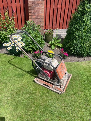 MBW GP2000 Wacker Plate - GX 160 Honda Engine - Runs well - Large 20 ...