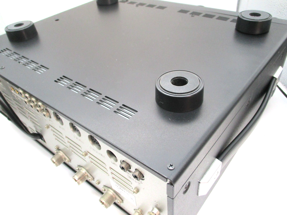 YAESU FT-2000 100w HF/50MHz transceiver Tested and in good condition ...