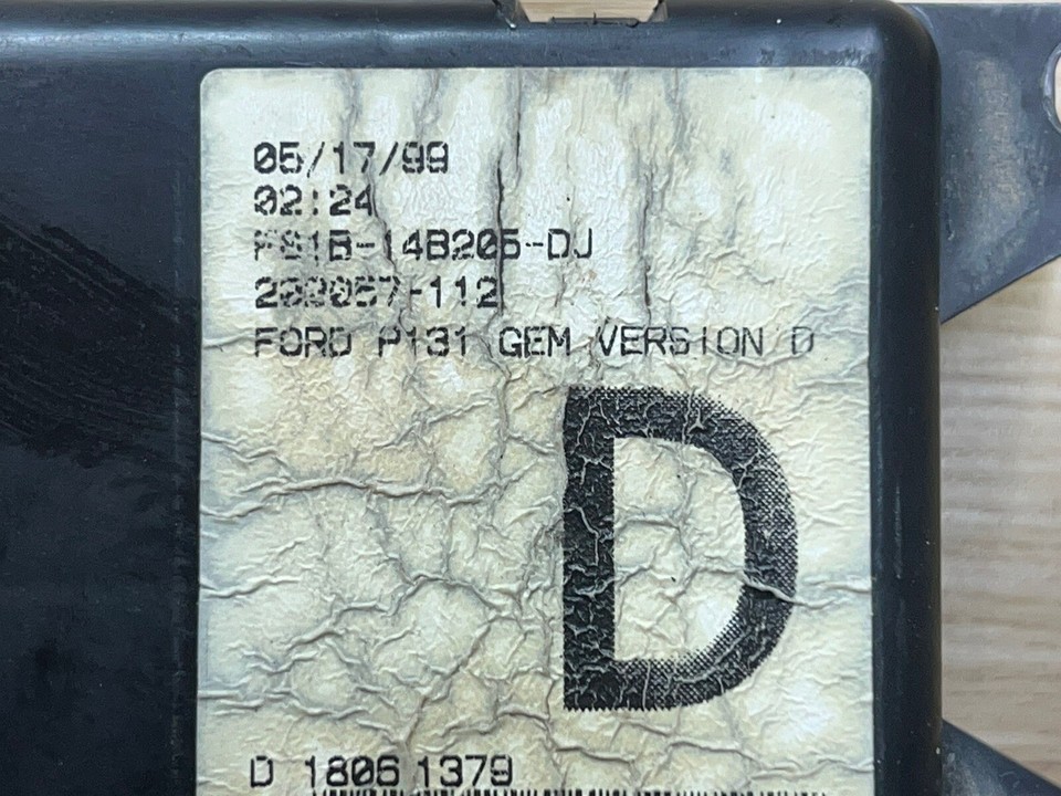 1999-2001 Ford F-250 F-350 Super Duty GEM Multifunction Module F81B ...