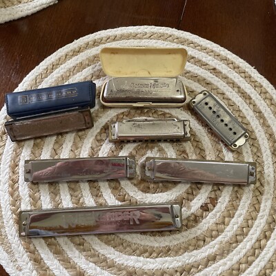 Lot Of 6 Harmonicas Plus 1 Pitch Harmonica With Harmonica Book Hohner ...