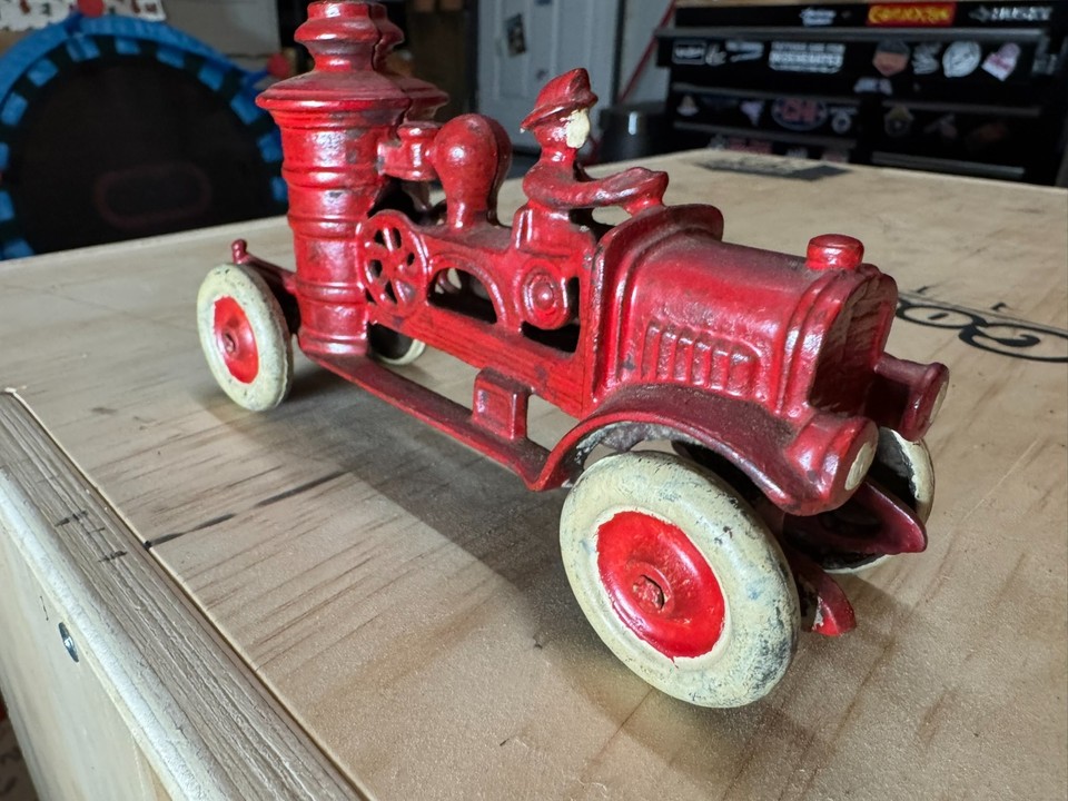 Rare Vintage Kenton Toys Red Cast Iron Fire Pump Firetruck Toy | eBay