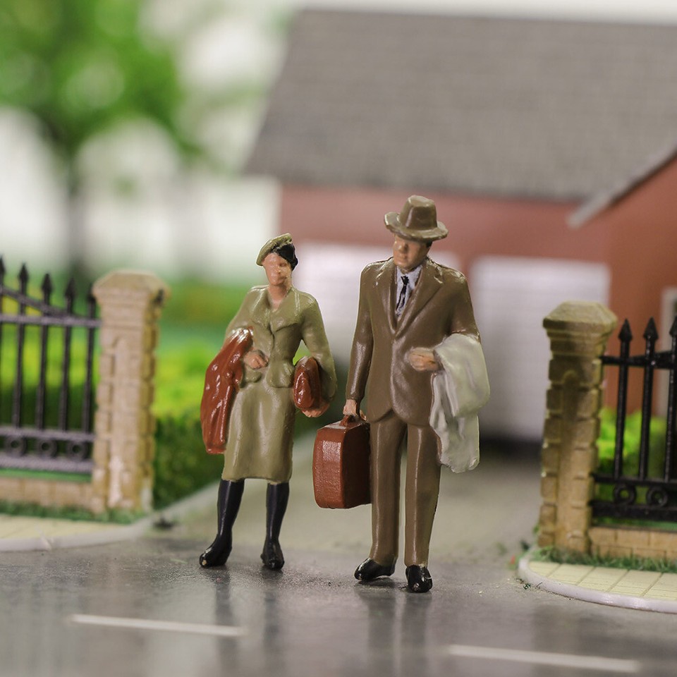 20pcs Model Trains O Scale Painted Figures 1:43 Scale Standing People ...