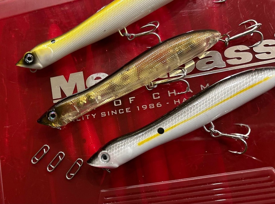 THREE PATCHINKO STYLE SURFACE BASS FISHING LURES 125MM 18GM FREE QUICK ...