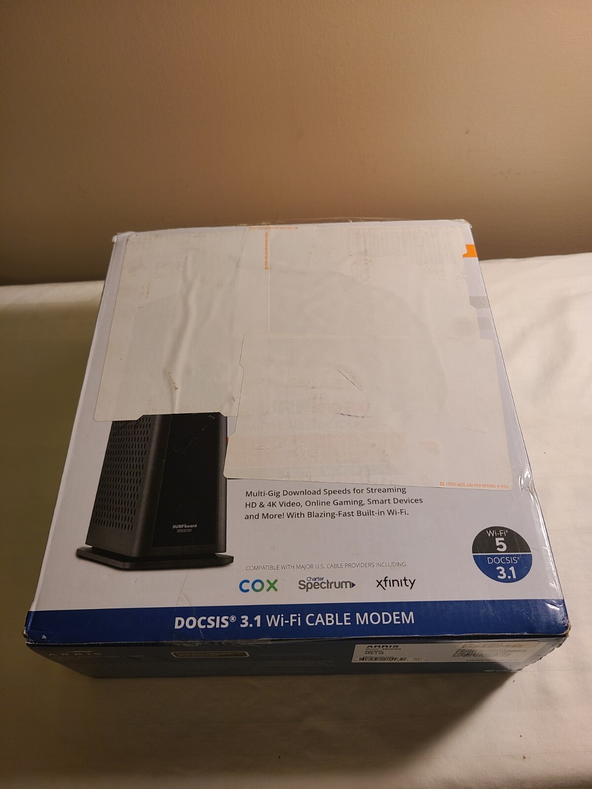 ARRIS SURFboard SBG8300 DOCSIS 3.1 Gigabit Cable Modem & AC2350 Dual ...