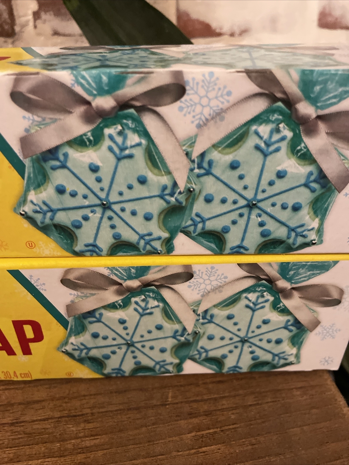 GLAD Winter Edition GREEN CLING WRAP Plastic Food Sealing. 2 Boxes. for ...