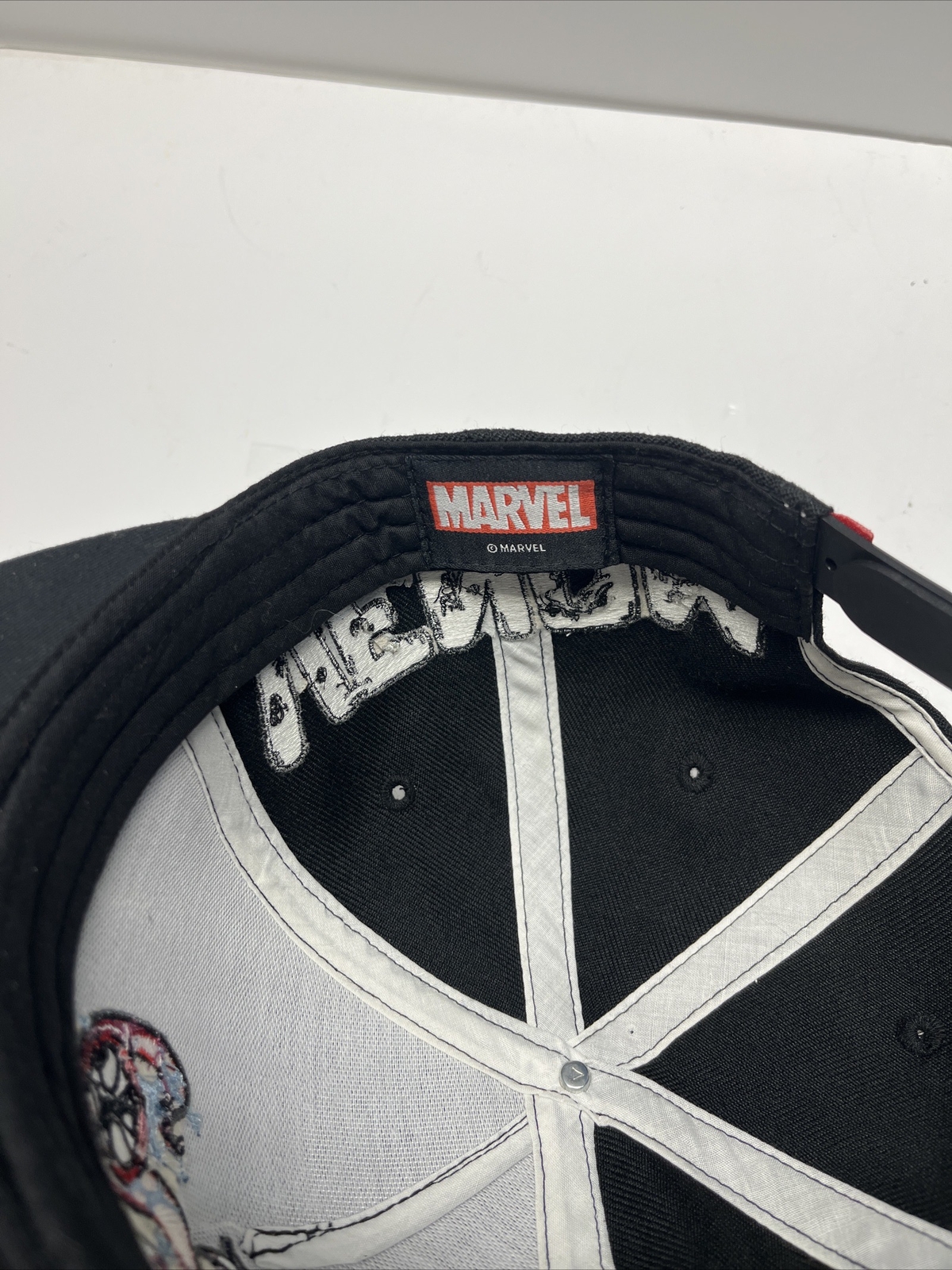 Marvel Venom Spider-Man Snapback Hat Bioworld Black A… - Gem