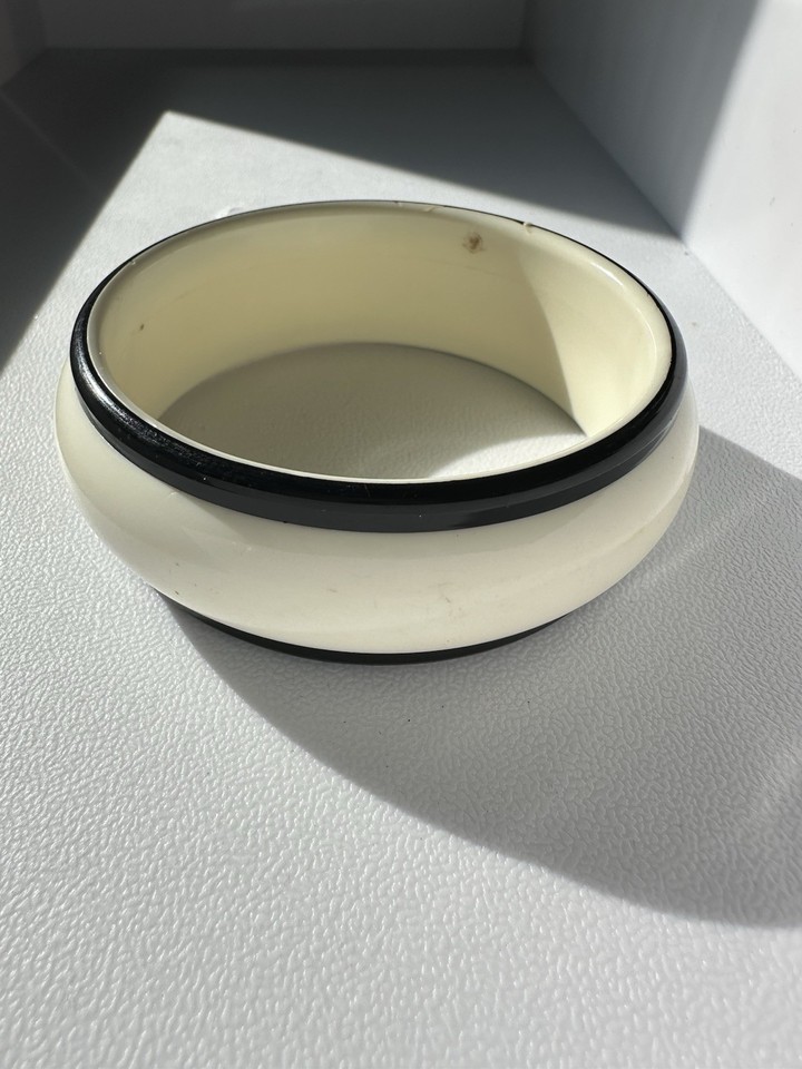 Vintage MCM Cream & Black Plastic Bangle Bracelet Size 8” | eBay
