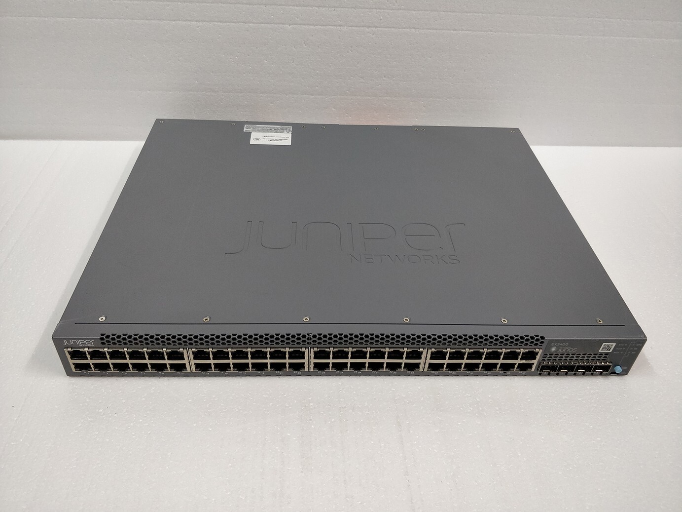 Juniper EX3400-48T 48x Gig RJ45 & 4x 10G SFP+ & 2x 40G QSFP+ Switch W ...
