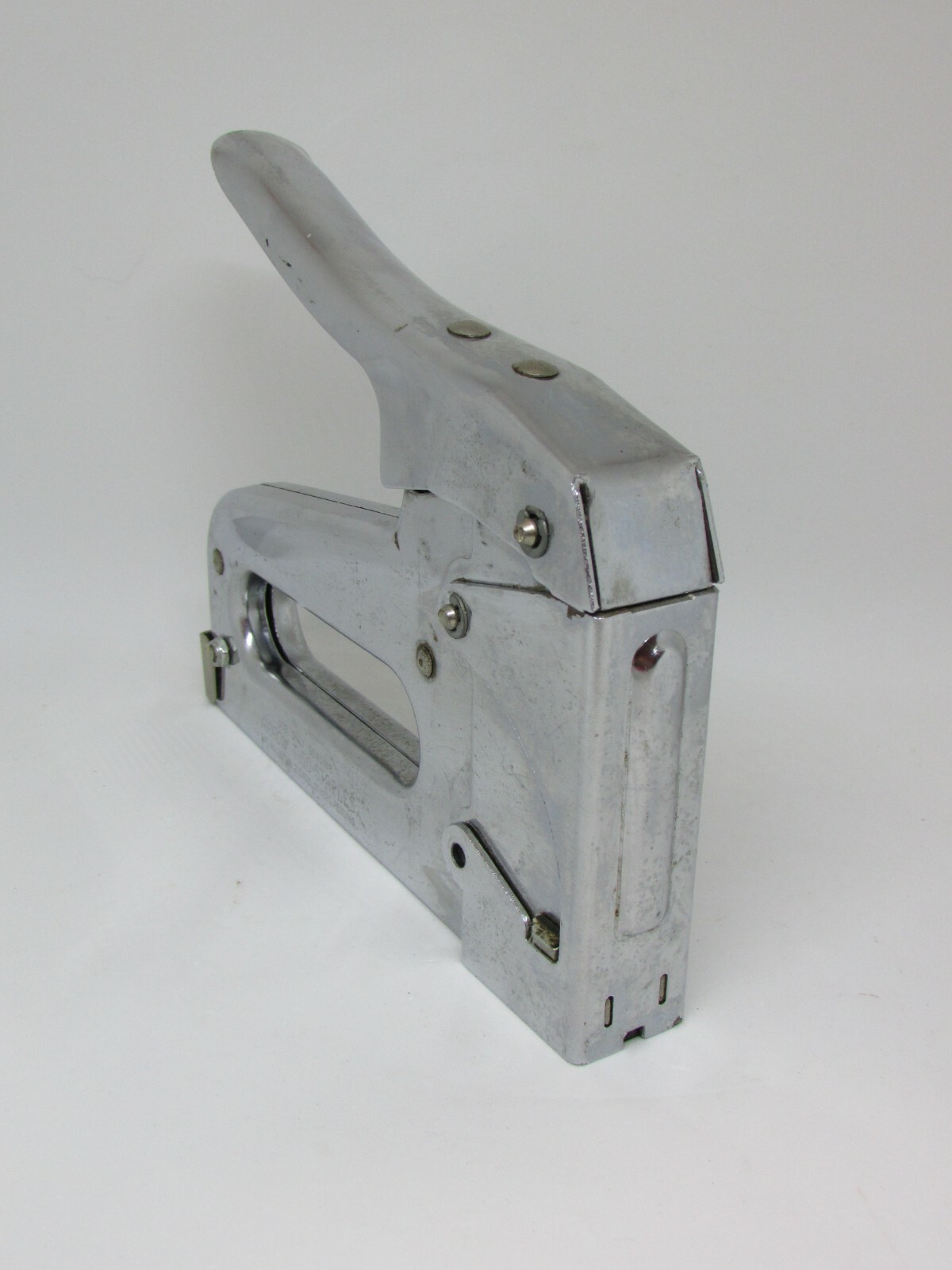 ARROW Fastener Co. Inc. USA, Heavy Duty STAPLE GUN Model T-50 Saddle ...