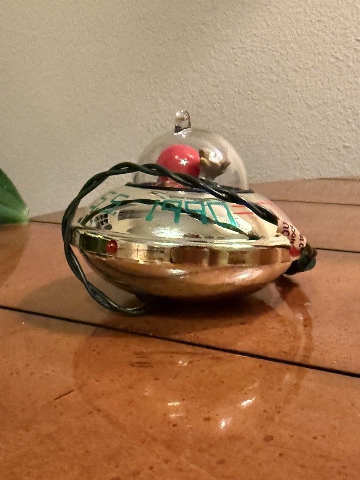 Starship UFO Santa Lights Hallmark Ornament 1990 Vintage Christmas ...