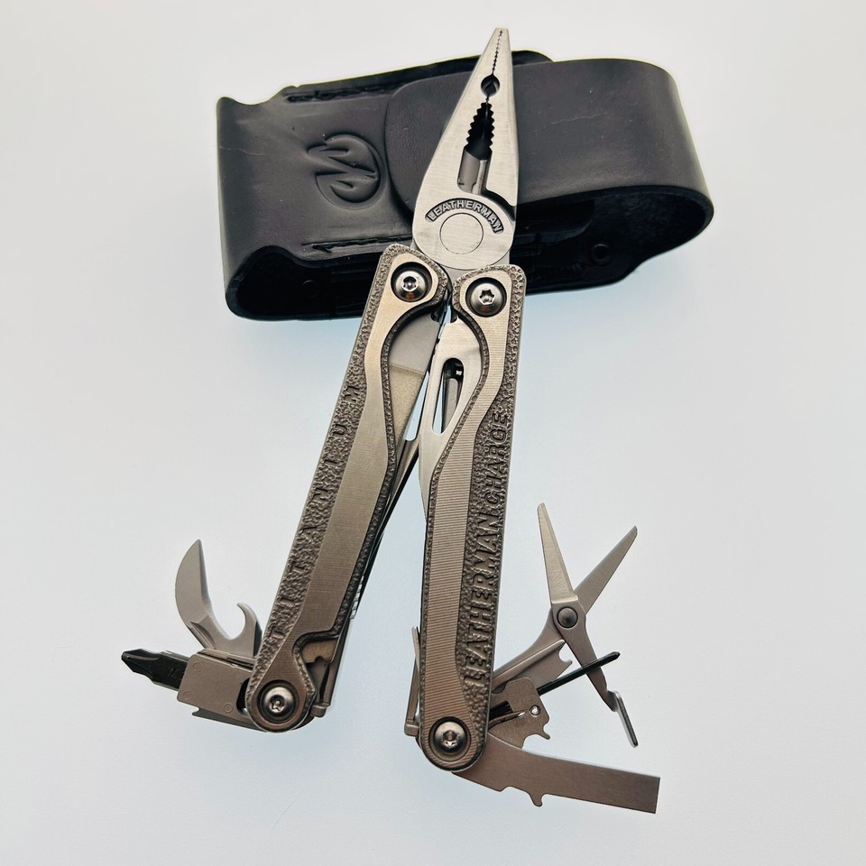 Leatherman Charge TTI Discontinued - Titanium Multi-Tool w/S30V Knife ...