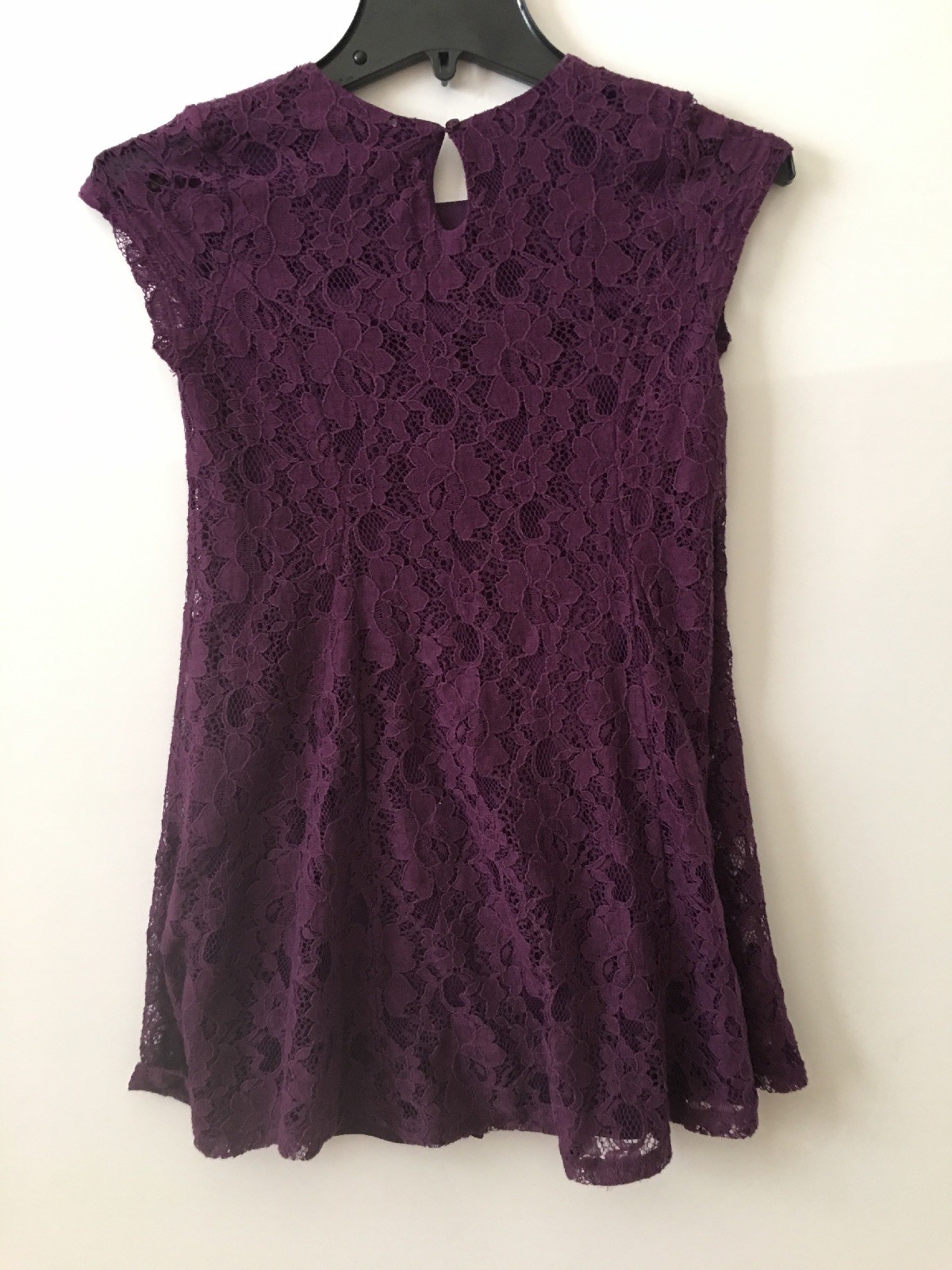 Girls "BEAUTEES" Cap Sleeve Dress Floral Lace Overlay Purple Exec. Cond ...