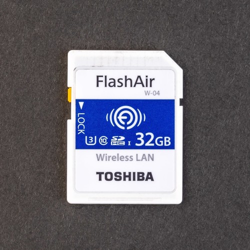 TOSHIBA W-04 FlashAir 32GB Memory Card body Good condition express ...